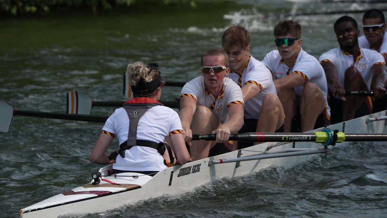Selwyn M2, Division 3, Wednesday, Cambridge May Bumps 2023 (slow motion)